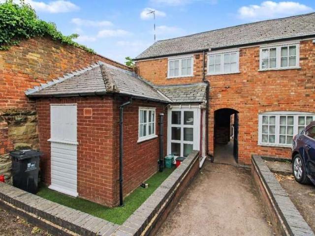1 Bedroom House
