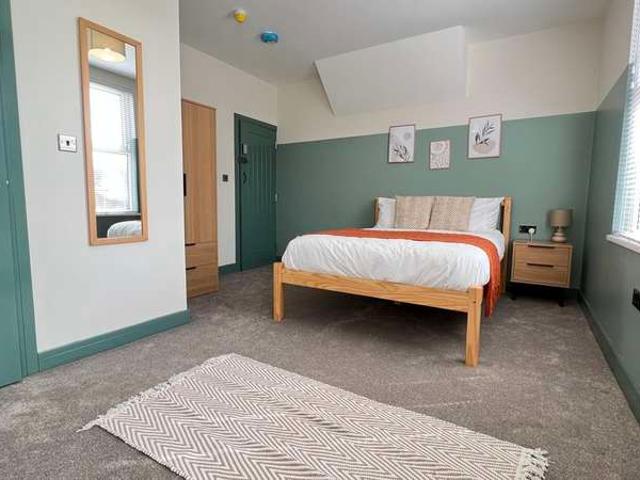1 Bedroom House
