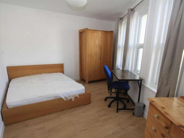 1 Bedroom House