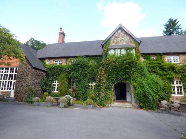 1 Bedroom House