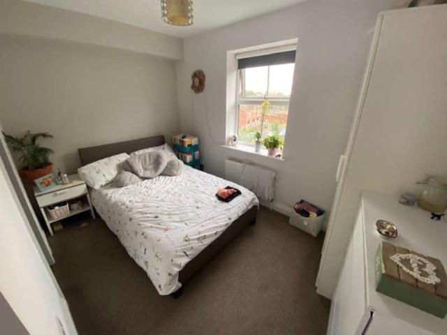 1 Bedroom House