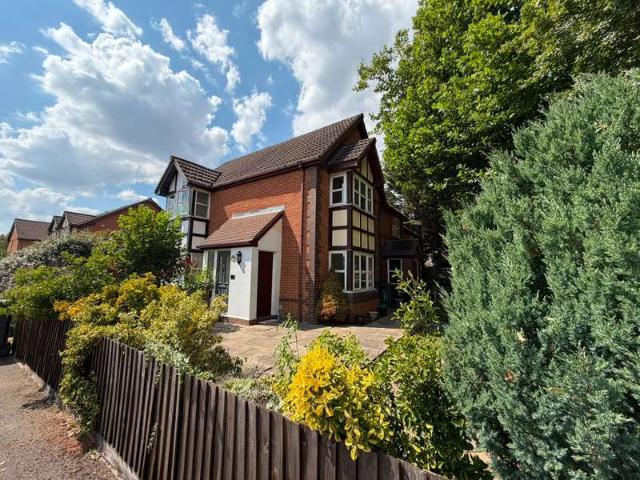 1 Bedroom House