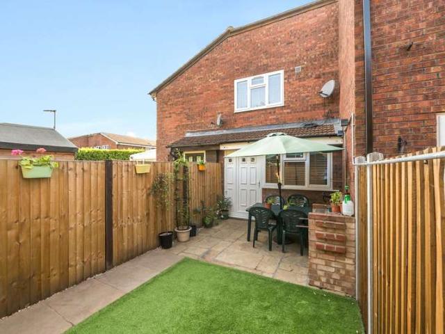 1 Bedroom House