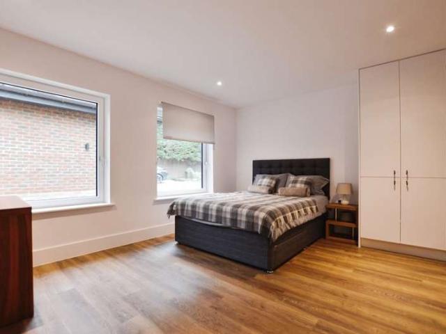 1 Bedroom House