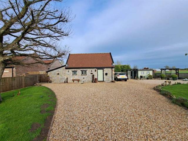1 Bedroom House
