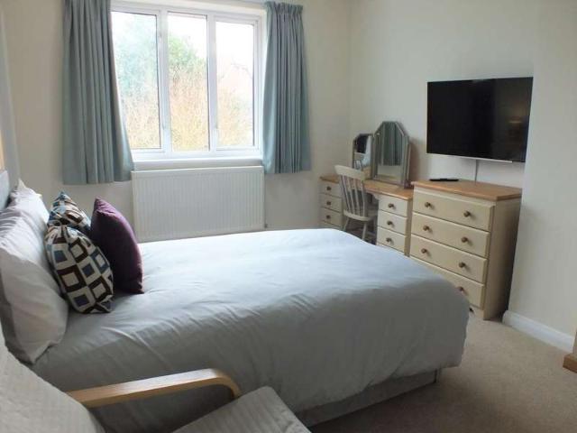 1 Bedroom House