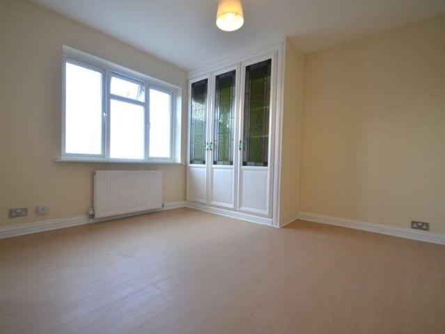 1 Bedroom House