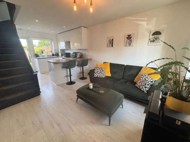 1 Bedroom House
