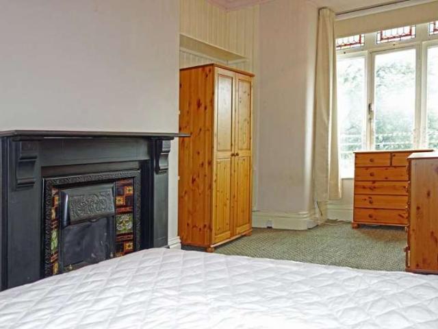 1 Bedroom House