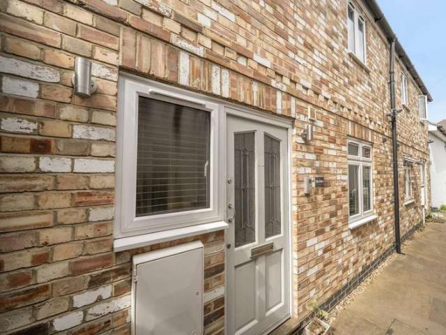 1 Bedroom House