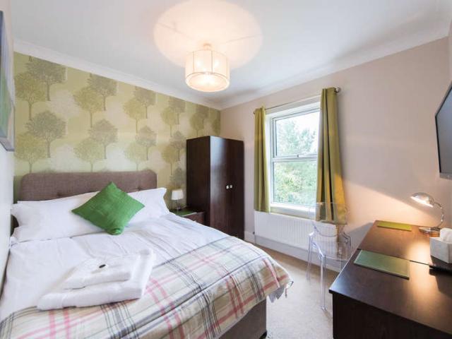 1 Bedroom House