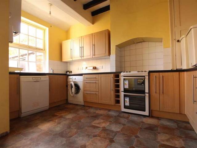 1 Bedroom House