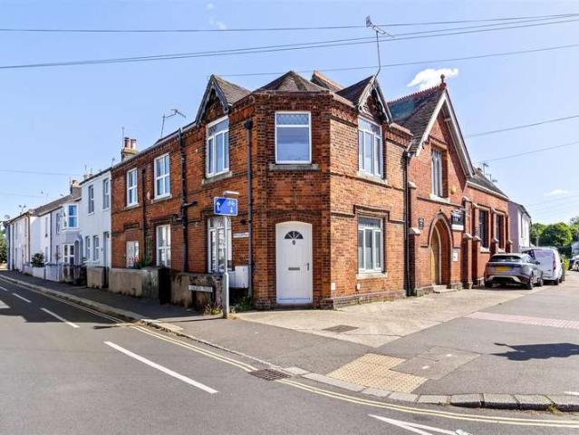 1 Bedroom House