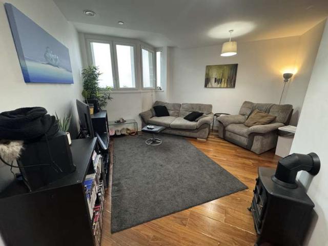 1 Bedroom House
