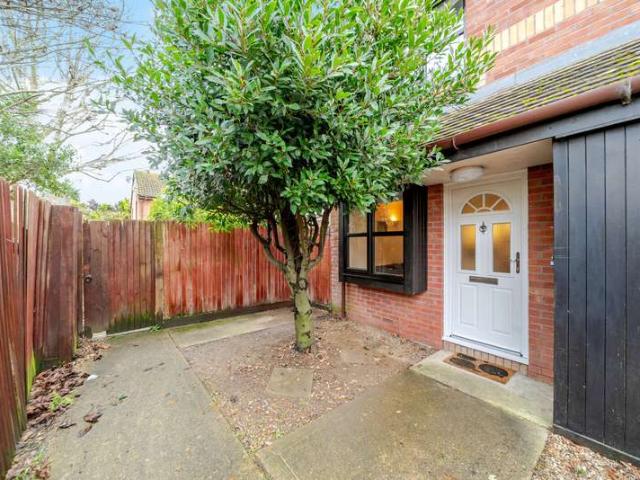 1 Bedroom House