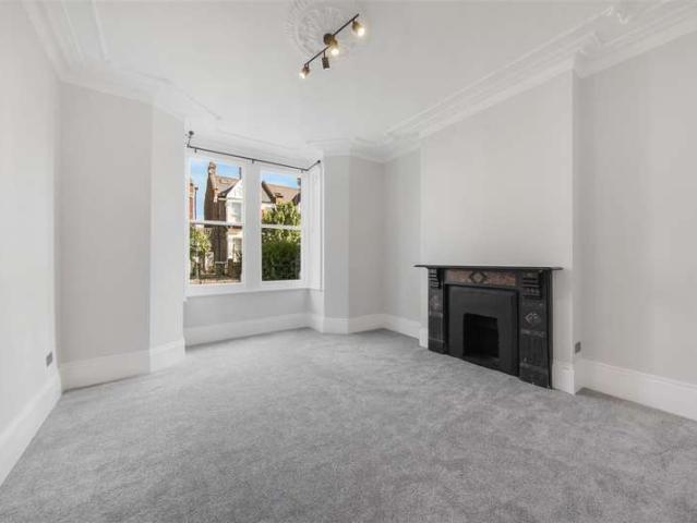 1 Bedroom House