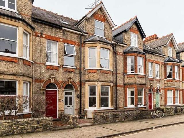 1 Bedroom House