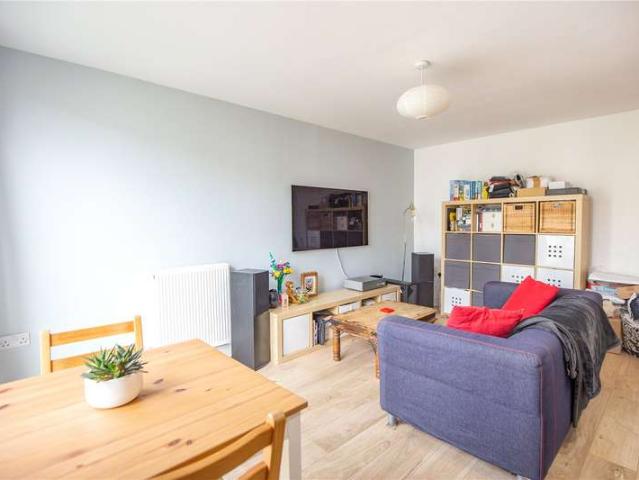 1 Bedroom House