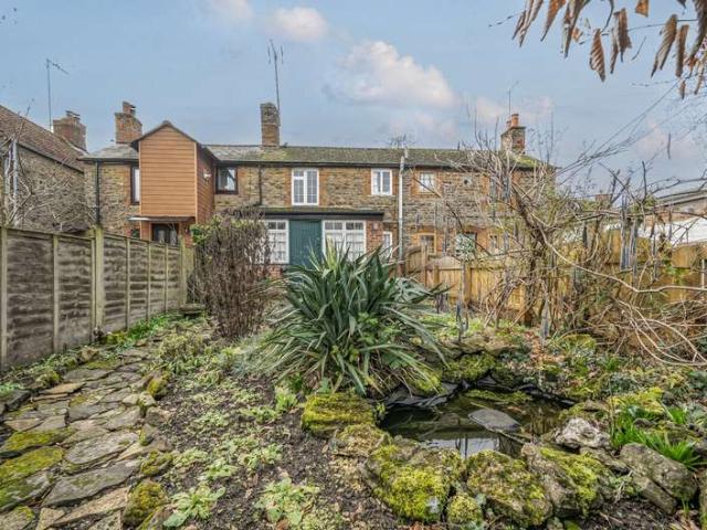 1 Bedroom House