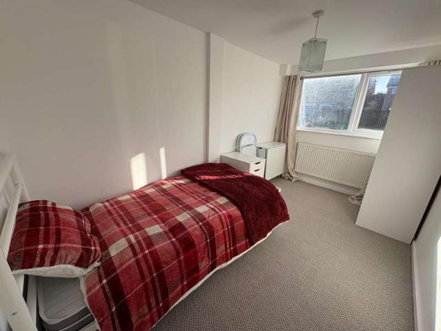 1 Bedroom House