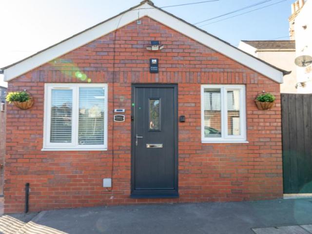 1 Bedroom House Cardiff Cardiff 101177420