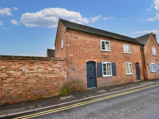 1 Bedroom House Ashbourne Derbyshire 100426071