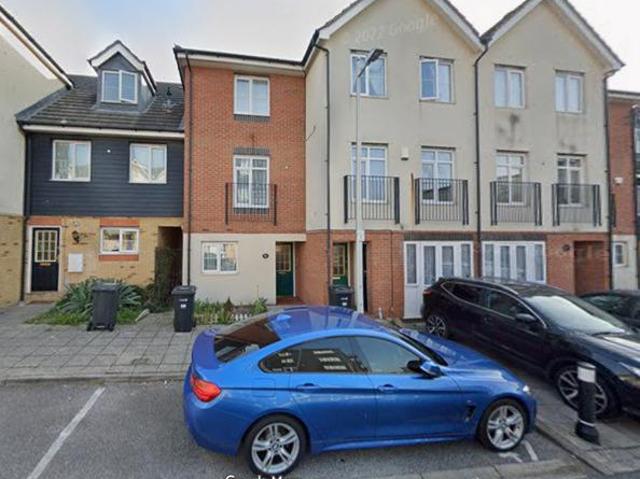 1 Bedroom House Barking Essex London LS101355024