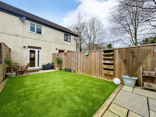 1 Bedroom House Devon Devon LS100786842