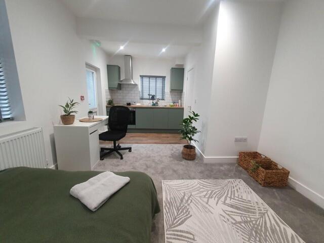 1 Bedroom House Derby Derbyshire LS99904835