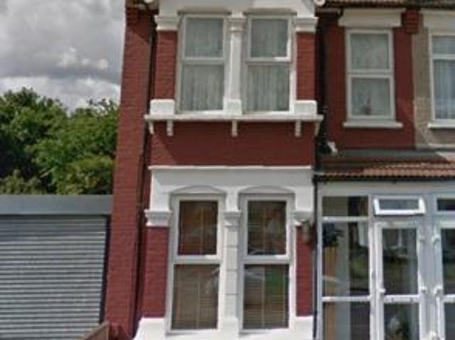 1 Bedroom House Epping Forest London 99218388