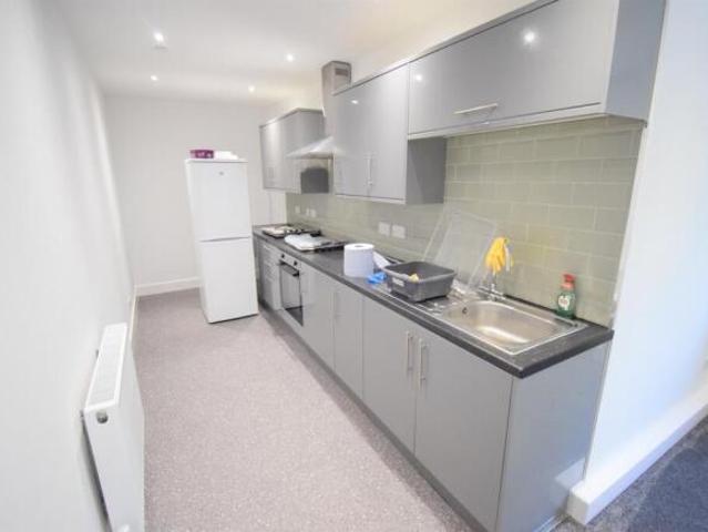 1 bedroom house for rent in 30 32 Oakfield Street, Cardiff, CF24