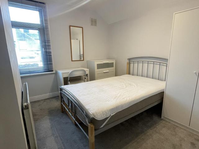 1 bedroom house for rent in Cardiff