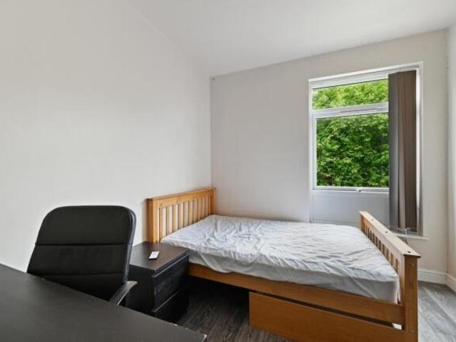 1 bedroom house for rent in Cemetery Road, Sheffield, S11