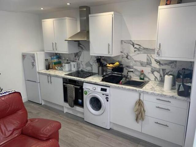 1 bedroom house for rent in City Road, Roath, Cardiff, CF24