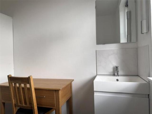 1 bedroom house for rent in Botley Road, Oxford, Oxfordshire, OX2