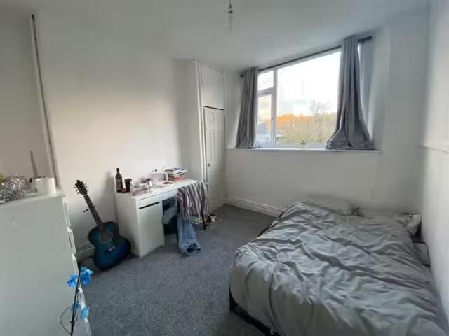 1 bedroom house for rent in Broadway Treforest, Pontypridd, CF37