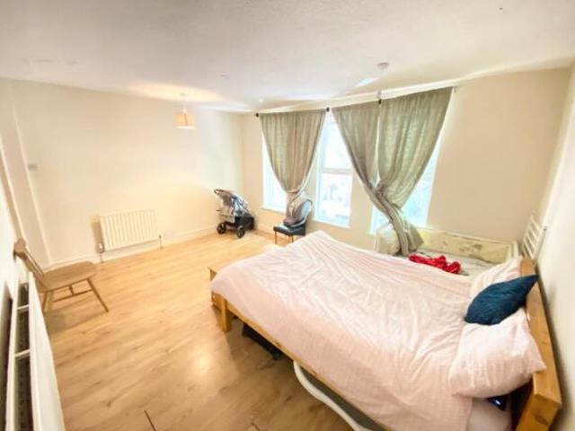 1 bedroom house for rent in Gregory Boulevard, Nottingham, NG7