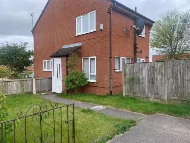 1 bedroom house for rent in Durden Street L7