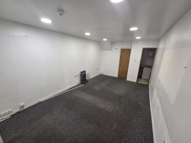 1 bedroom house for rent in F Park Royal Road, Acton, NW10