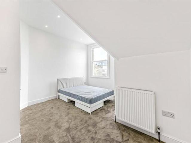 1 bedroom house for rent in Kenilworth Avenue, Wimbledon, London, SW19