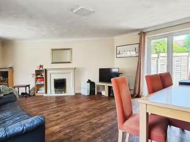 1 bedroom house for rent in Hatcher Crescent, CO2