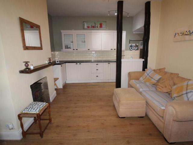 1 bedroom house for rent in Hammerton Street, Pudsey, LS28