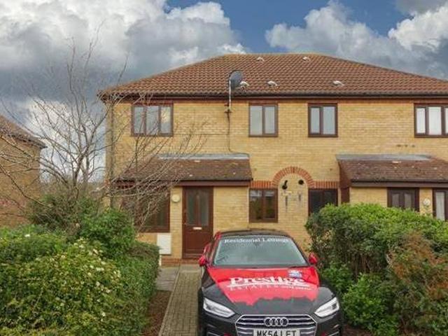 1 bedroom house for rent in Immaculate one bedroom house with parkingGroundsel CloseWalnut TreeMil