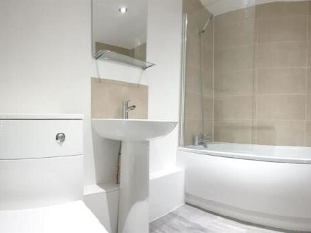 1 bedroom house for rent in Orange Grove Sherwood street, Manchester, M14