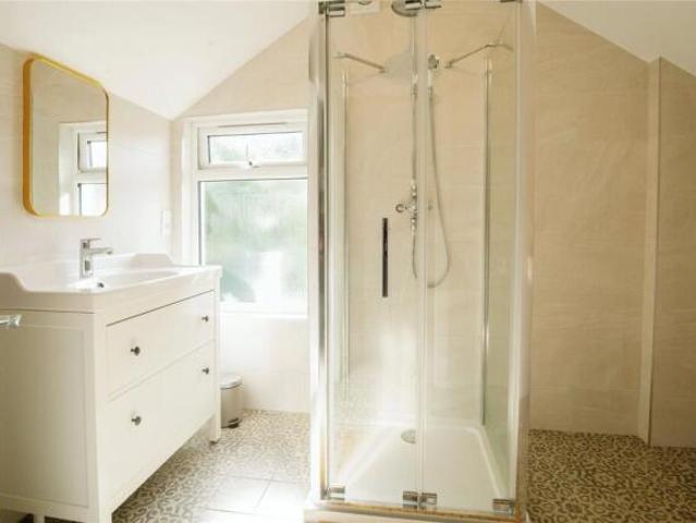 1 bedroom house for rent in Llanishen Street, Heath, Cardiff, CF14