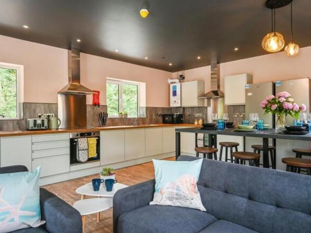 1 bedroom house for rent in North Road, Cardiff, CF14