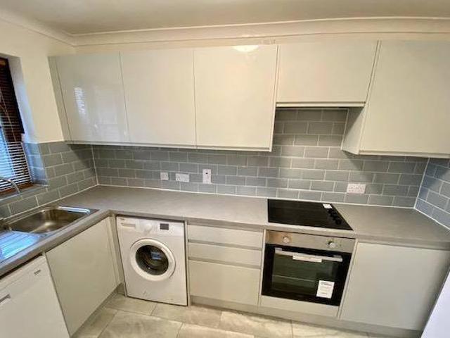 1 bedroom house for rent in Simpson Close MAIDENHEAD SL6