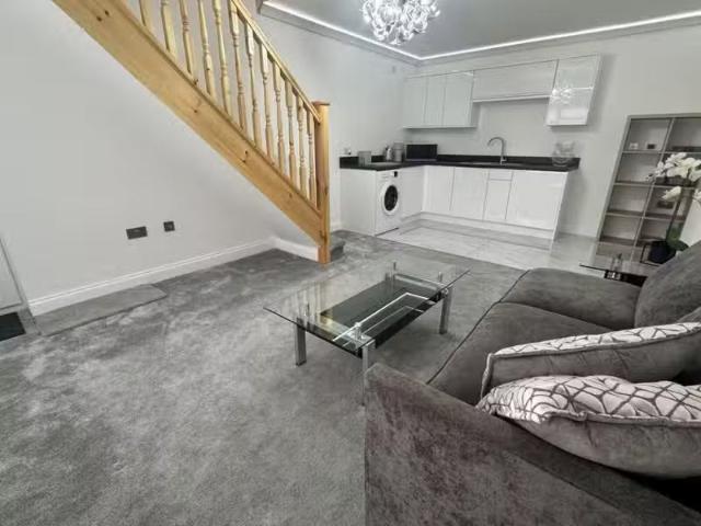 1 bedroom house for rent in Poets Corner, High Wycombe, Buckin.