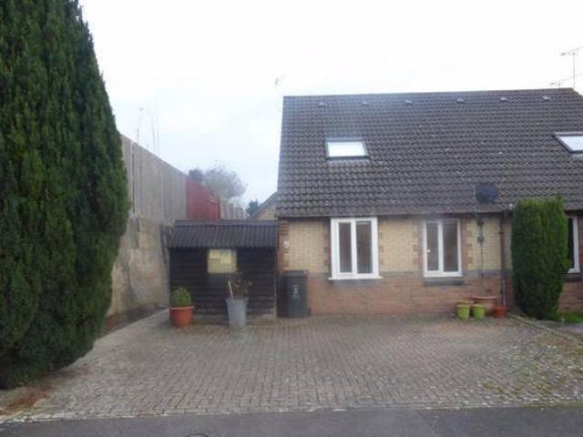 1 bedroom house for rent in Pembroke Park SN2