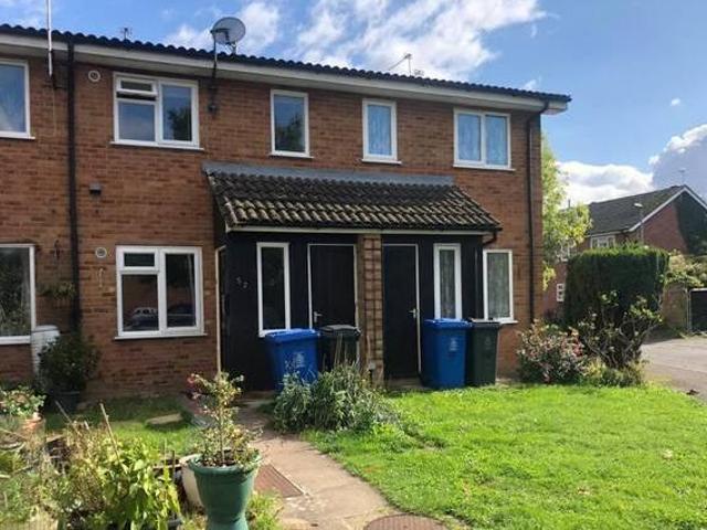 1 bedroom house for rent in Penn Road EPC E Datchet Berkshire SL3